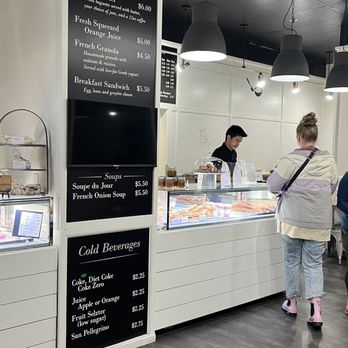 LA PARISIENNE FRENCH BAKERY - 960 Photos & 665 Reviews - 2507 4th Ave ...