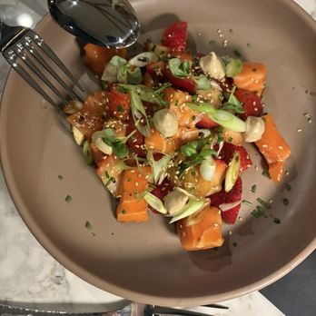 THE ELLWOOD - Updated May 2025 - 130 Photos & 83 Reviews - 5905 ...