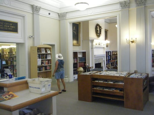 MIDDLEBOROUGH PUBLIC LIBRARY - Updated October 2025 - 45 Photos - 102 N ...