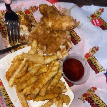 BIRDIES HOT CHICKEN - Updated November 2025 - 111 Photos & 103 Reviews ...