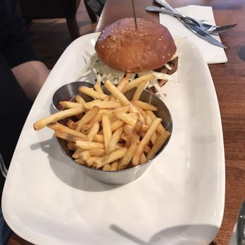 EARLS KITCHEN + BAR - Updated December 2025 - 66 Photos & 77 Reviews ...