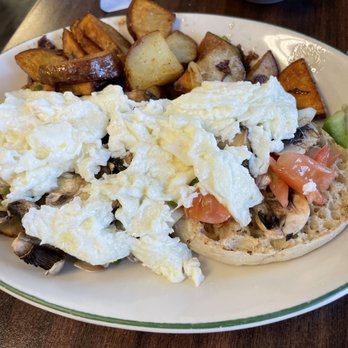 LU-LOU’S CAFETERIA - Updated November 2024 - 67 Photos & 39 Reviews ...