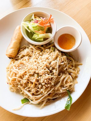 THAITANIUM - 512 Photos & 345 Reviews - 735 Massachusetts Ave ...