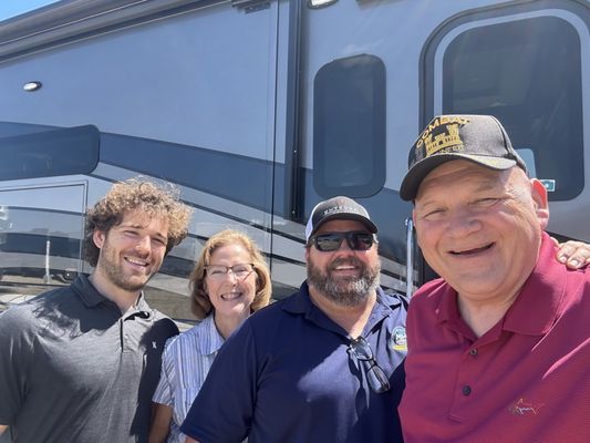 MOTOR HOME SPECIALIST - Updated October 2025 - 69 Photos & 235 Reviews ...