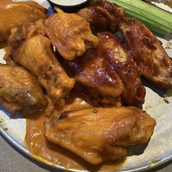 PLUCKERS - Updated July 2025 - 659 Photos & 1309 Reviews - 5500 ...