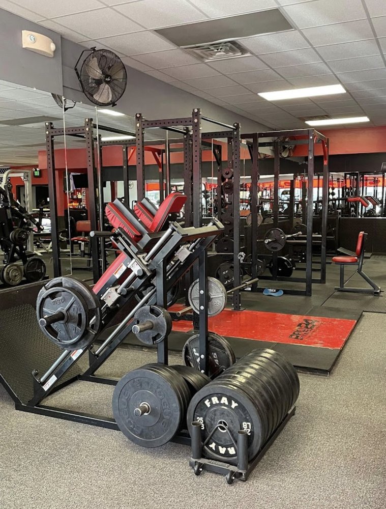 PRO FITNESS 24 - ELITE FITNESS, NUTRITION & SPORTS PERFORMANCE - 24 ...