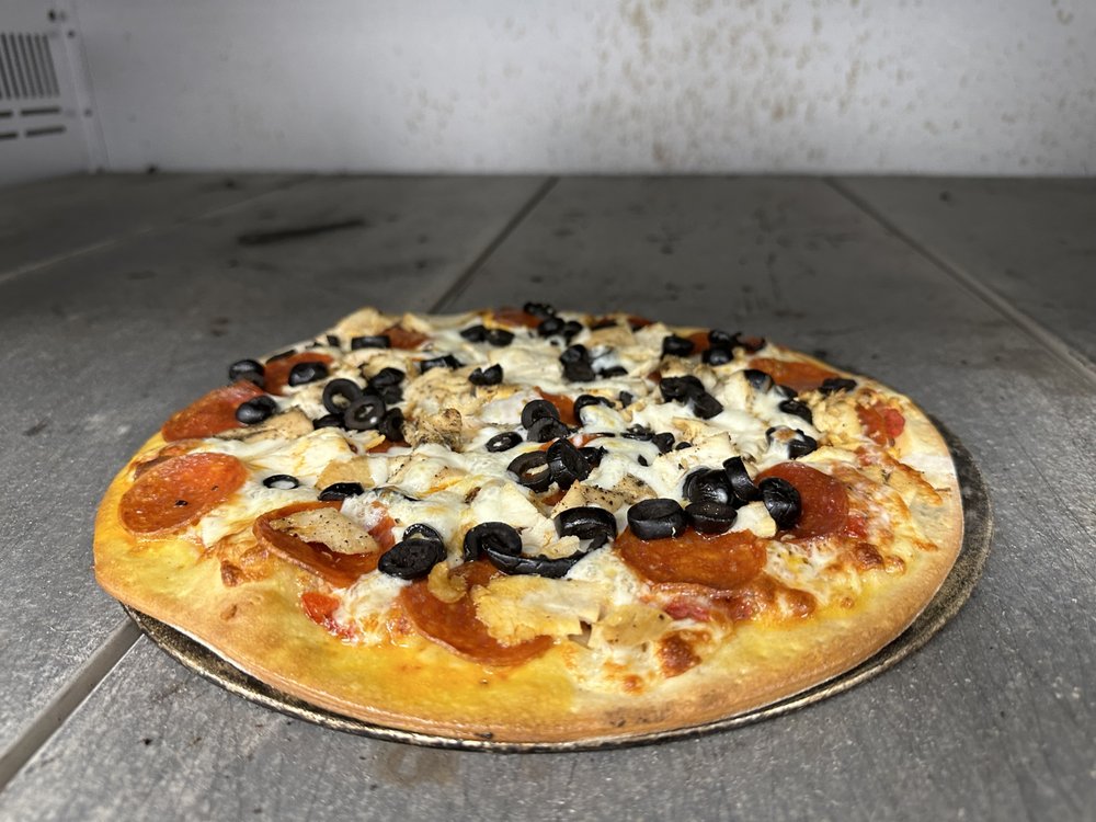 DOKA PIZZA - Updated December 2025 - 38 Photos & 28 Reviews - 13318 ...