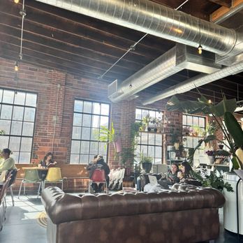 RAVELLO’S COFFEE - Updated January 2026 - 43 Photos & 24 Reviews - 883 ...