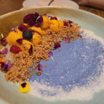 LE LERT - Updated February 2025 - 114 Photos & 16 Reviews - 27 Carlton ...