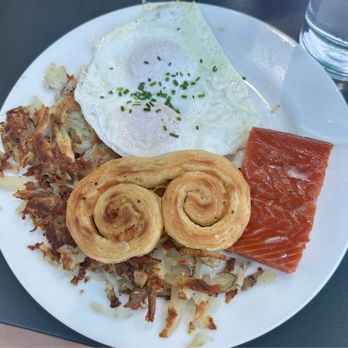 ROW - Updated November 2025 - 270 Photos & 227 Reviews - 208 State Ave ...