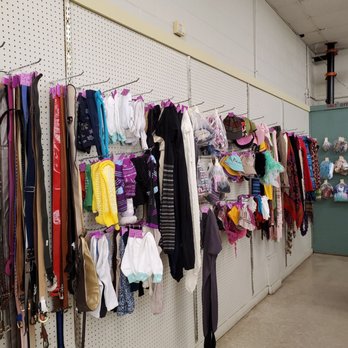 MAJ-R THRIFT - Updated October 2025 - 18 Photos & 14 Reviews - 1500 ...