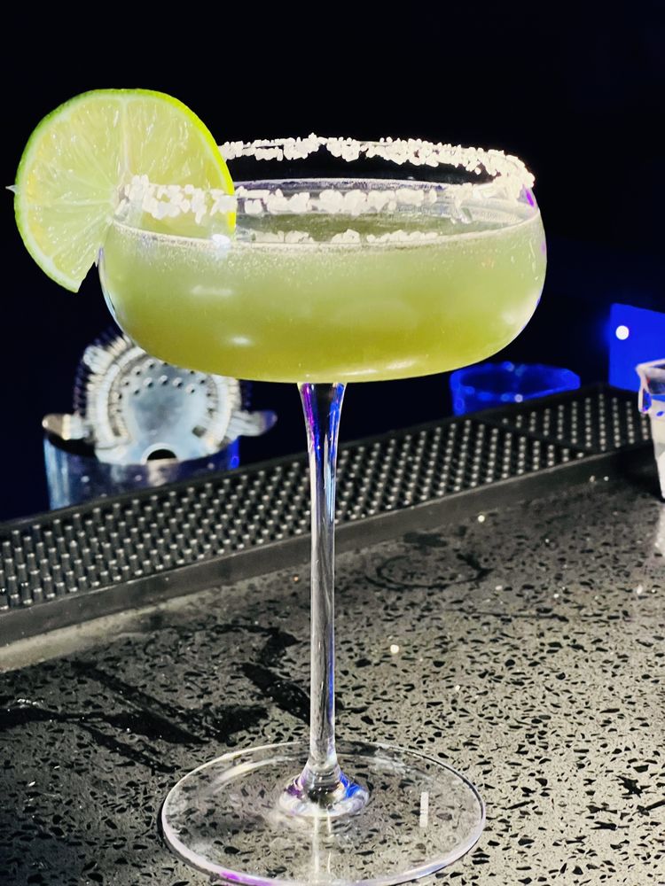 DIYAKO BAR & LOUNGE - 45 Photos - 10164 Yonge Street, Richmond Hill ...