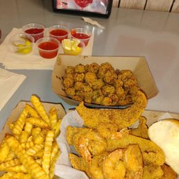 FISHBONE SEAFOOD - MENIFEE - Updated October 2025 - 118 Photos & 186 ...