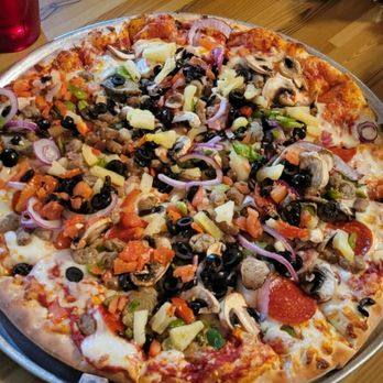 VILLAGE PIZZA - Updated August 2024 - 319 Photos & 614 Reviews - 40568 ...