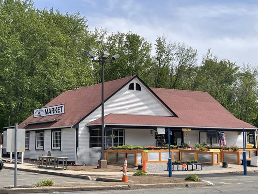 APPLEGATE FARM - Updated June 2025 - 100 Photos - 220 Albany Tpk Rt 44 ...