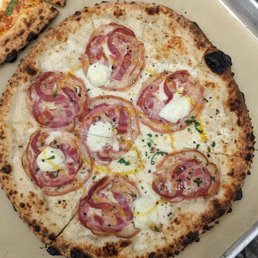 INIZIO PIZZA NAPOLETANA - Updated July 2025 - 65 Photos & 76 Reviews ...