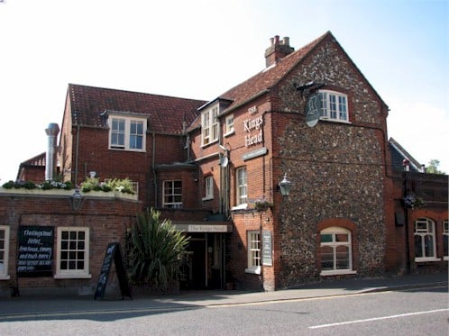 KINGS HEAD HOTEL - Updated July 2024 - Station Road Hoveton, Norwich ...