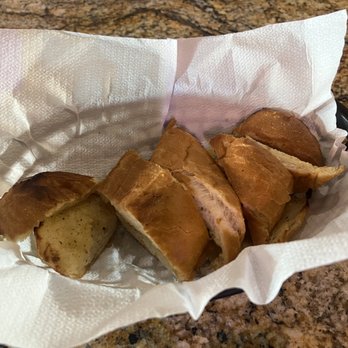 FARINA’S WINERY & CAFE - Updated November 2024 - 313 Photos & 413 ...