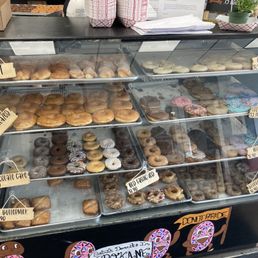 DONUT PARADE - Updated July 2025 - 132 Photos & 203 Reviews - 2152 N ...
