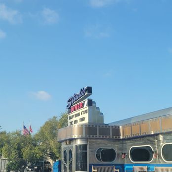 STUDIO DINER - Updated March 2025 - 2146 Photos & 2211 Reviews - 4701 ...