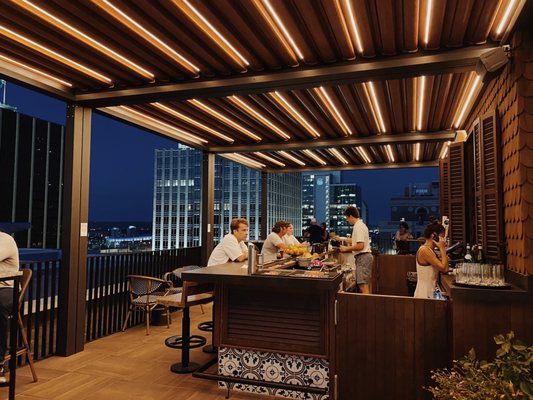 TAKEOFF ROOFTOP BAR - Updated September 2025 - 48 Photos & 22 Reviews ...