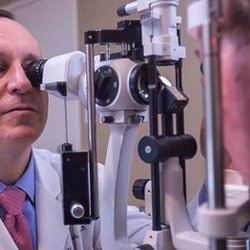 EYE CARE AND LASER SURGERY OF NEWTON-WELLESLEY - 10 Photos & 39 Reviews ...