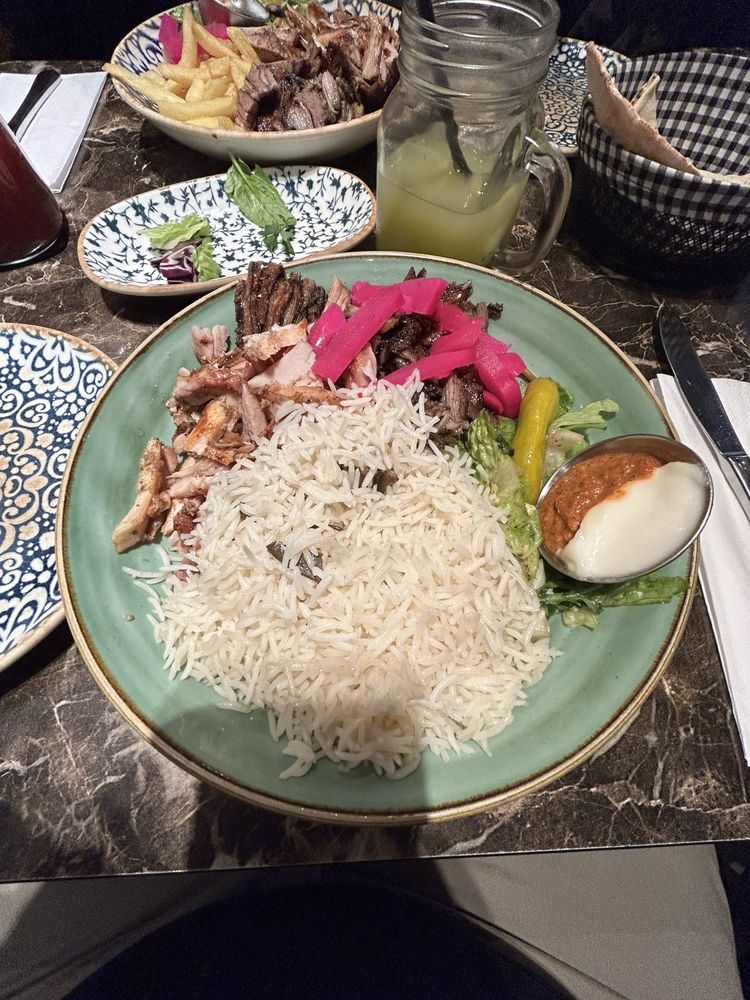 PARAMOUNT LEBANESE KITCHEN - Updated March 2025 - 17 Photos & 19 ...