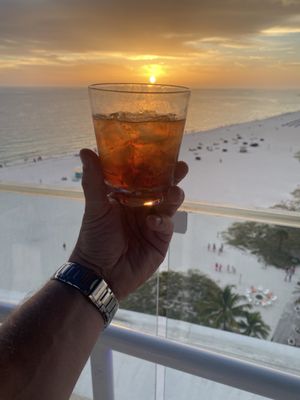 LEVEL 11 ROOFTOP BAR & LOUNGE - 344 Photos & 158 Reviews - 5250 Gulf ...