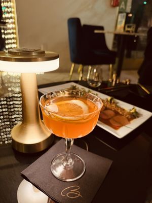BELLA LOUNGE - Updated October 2024 - 125 Photos & 81 Reviews - 11002 ...