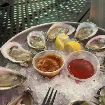 TIDEWATER OYSTER BAR - Updated October 2024 - 278 Photos & 165 Reviews ...