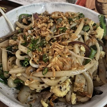 PINWHEEL GARDEN DUMPLING & NOODLE BAR - Updated August 2024 - 621 ...