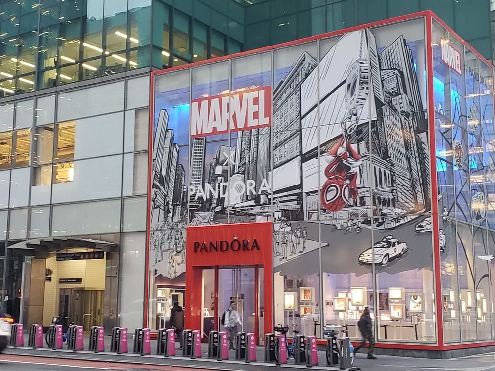 PANDORA TIMES SQUARE - Updated November 2024 - 27 Photos & 36 Reviews ...