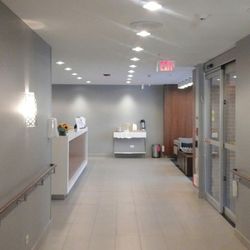 AVANTARA PARK RIDGE - 13 Photos & 35 Reviews - 1601 N Western Ave, Park ...