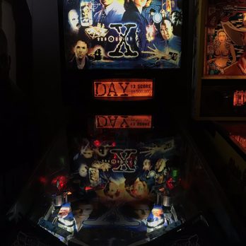 POCKETEER BILLIARDS AND BAR - Updated September 2025 - 252 Photos & 37 ...