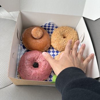 DG DOUGHNUTS - Updated December 2024 - 1392 Photos & 468 Reviews - 29 W ...