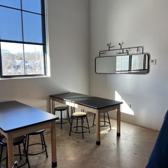 THE NIA BUILDING - Updated April 2025 - 352 University Ave SW, Atlanta ...