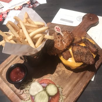 DISTRICT FORE SOCIAL - Updated September 2024 - 67 Photos & 36 Reviews ...