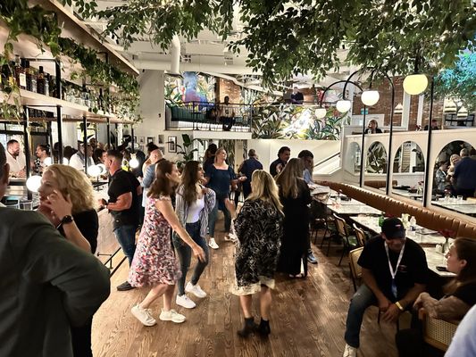 PIGEON CLUB CAFÉ - Updated July 2025 - 6321 Transcanada, Pointe-Claire, Quebec - Cafes ...