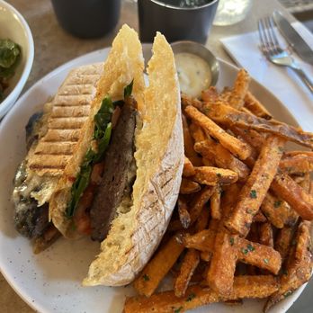 LITTLE RUBY’S WEST VILLAGE - Updated July 2024 - 200 Photos & 89 ...