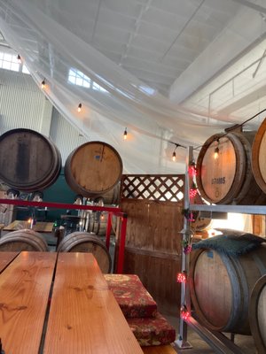 CALAPOOIA BREWING COMPANY - Updated March 2025 - 150 Photos & 254 ...