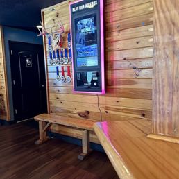 108 ALE HOUSE - Updated October 2025 - 139 Photos & 133 Reviews - 108 ...