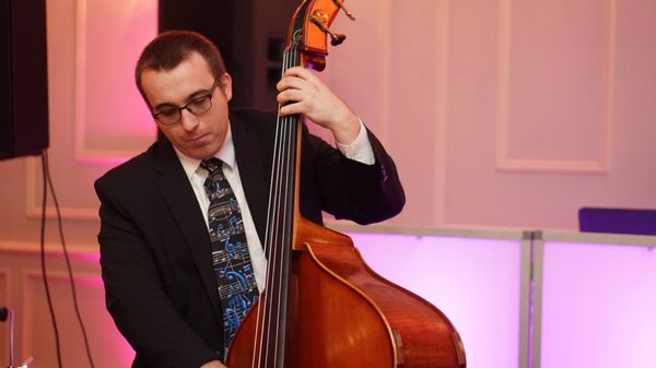 LOUIS PETTINELLI ENTERTAINMENT - Updated December 2025 - 17 Photos & 10 ...