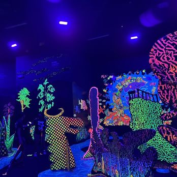 PUTTING EDGE - Updated April 2025 - 299 Photos & 126 Reviews - 5250 ...