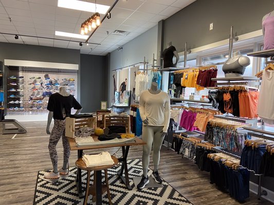 FLEET FEET - Updated December 2025 - 38 Photos & 84 Reviews - 117 ...