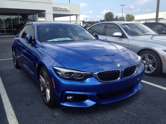 VALLEY AUTO WORLD INC VALLEY BMW - Updated January 2026 - 33 Photos ...