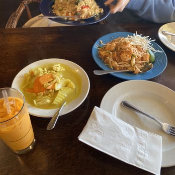 TRACY THAI RESTAURANT - Updated June 2024 - 466 Photos & 460 Reviews ...