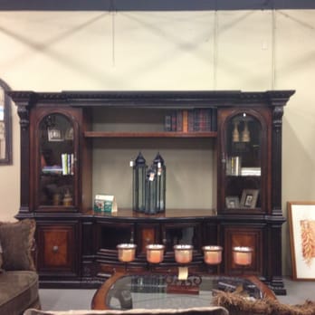 My furniture market store