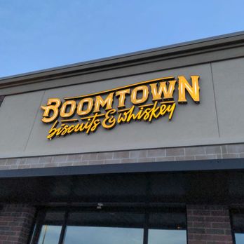 BOOMTOWN BISCUITS & WHISKEY - 147 Photos & 95 Reviews - 9039 US-42 ...
