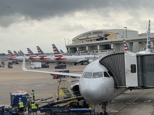 Dallas/Fort Worth International Airport (DFW), 3200 E Airfield Dr, Dfw ...