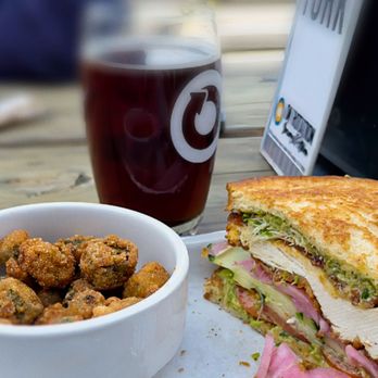 ON ROTATION BREWERY & KITCHEN - Updated June 2025 - 256 Photos & 99 ...